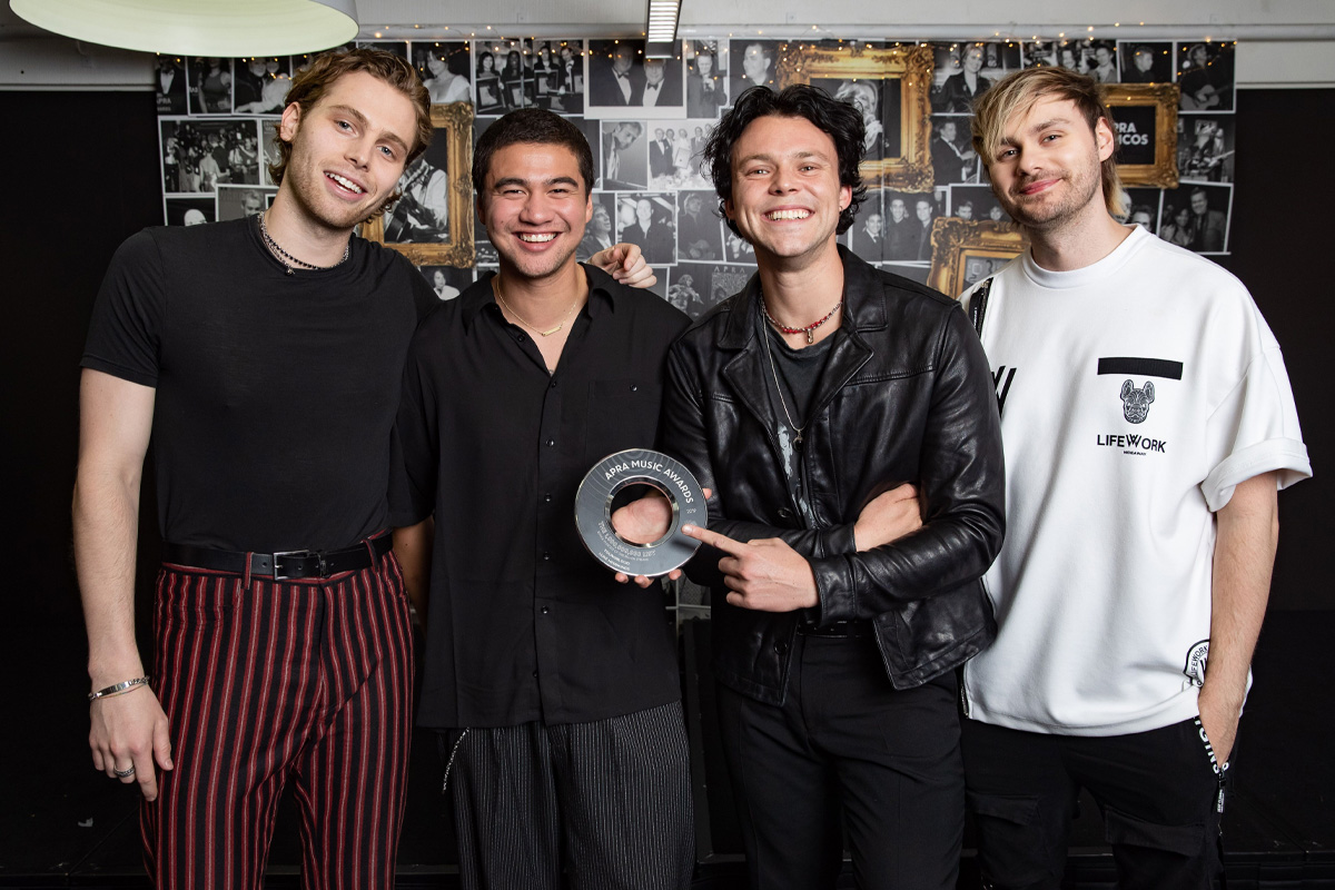 All The Singers The Names Of 5sos