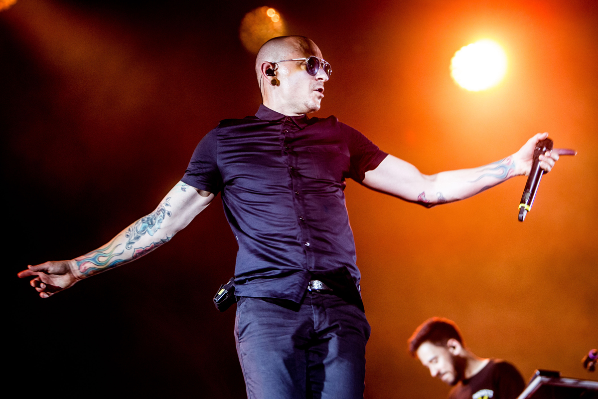 See Linkin Park Singer Chester Bennington's Grey Daze Video for 'Sometimes'